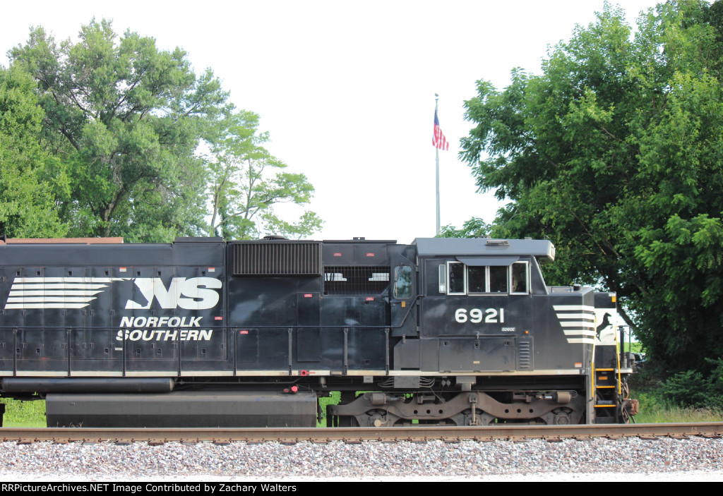 NS 6921